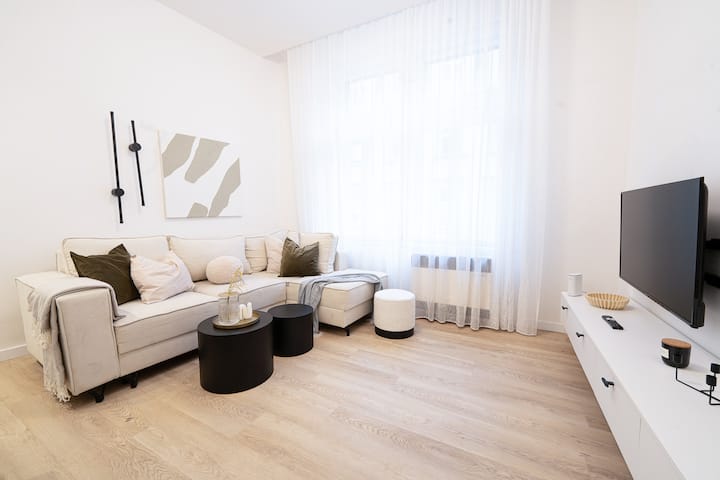 Modern 5min Wenceslas Square Apartment - Praag