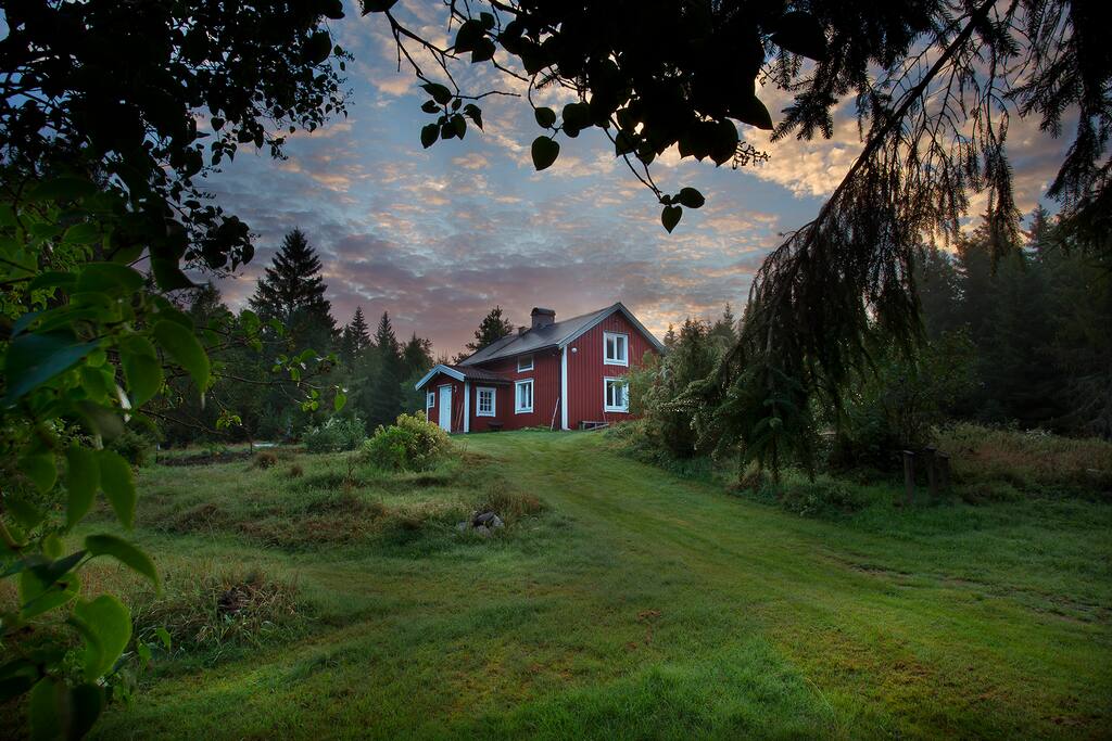 A genuine Swedish torp on a sunny forest hill - Houses for Rent in ...