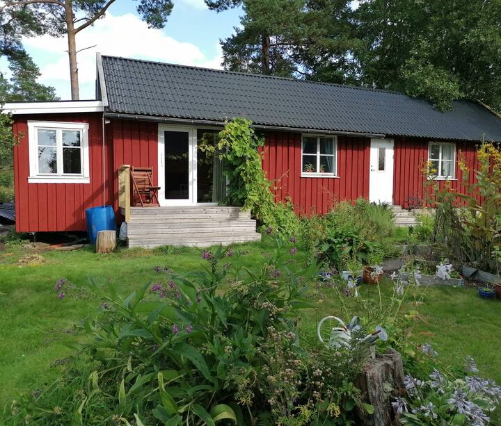 Gäststuga, Havsutsikt, Bad Och Skog. - Ljungskile