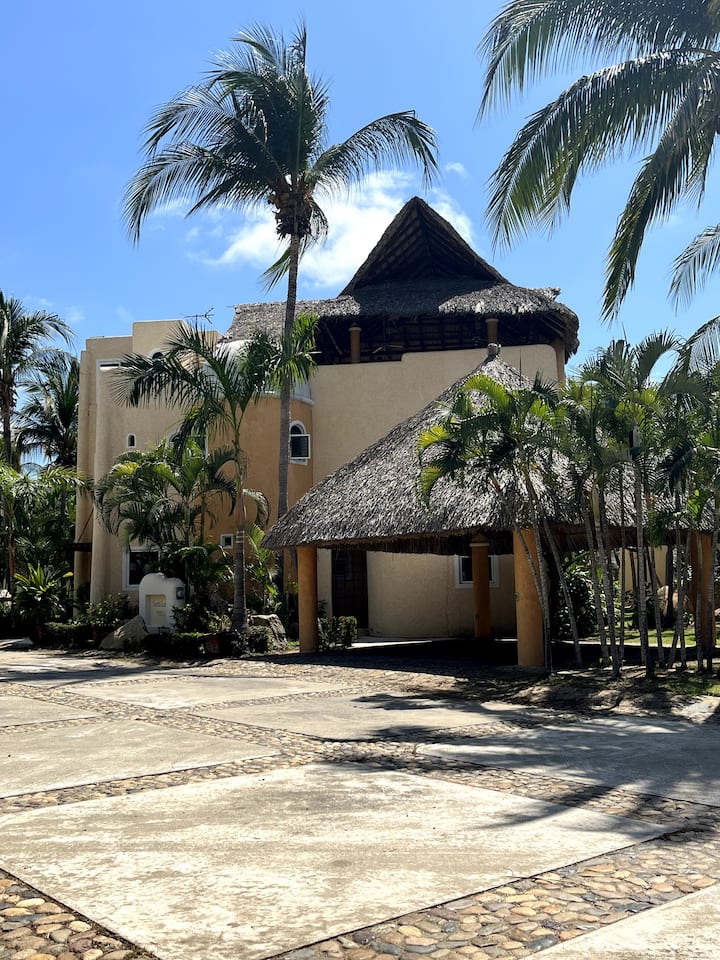 Casa Familiar Bastante Amplia Y Cerca De La Playa - Acapulco