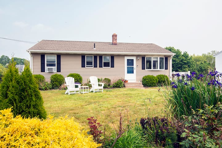 Coastal Vibes - Includes Beach Pass - Westerly, RI