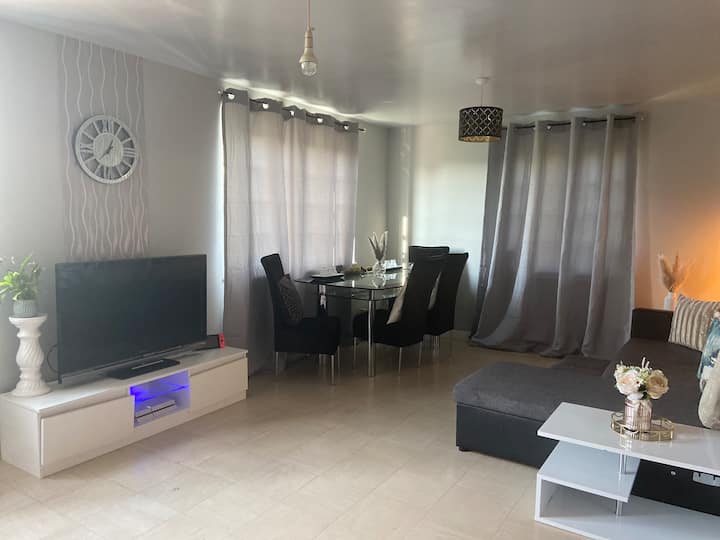 Suitable Apartment For All! - Aylesbury