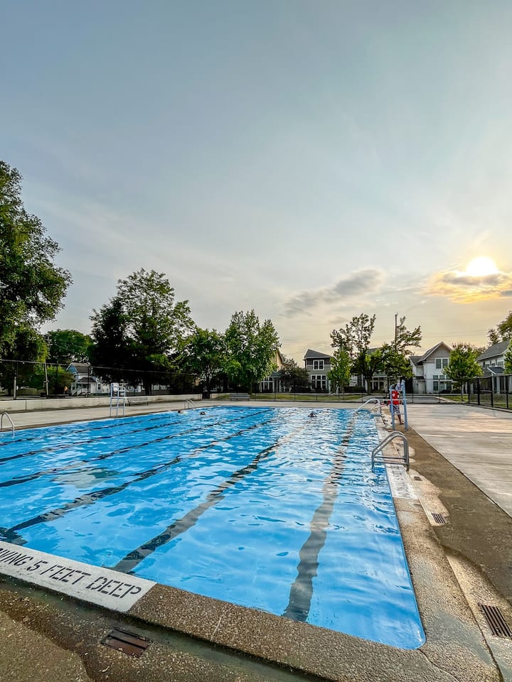 Double Apt 6 Bedrooms Ohio City - Cleveland, OH