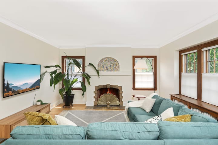 Masterfully Curated & Upscale, 50th & Penn - Minneapolis, MN