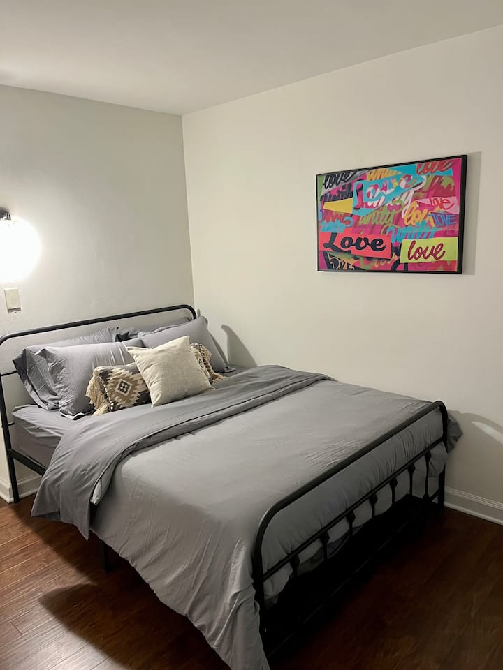 Micro Studio Downtown - Asheville, NC