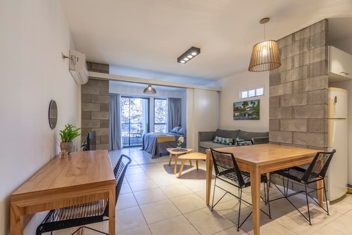 Luminoso Studio Amplio Pileta Decorado Con Pileta - Buenos Aires