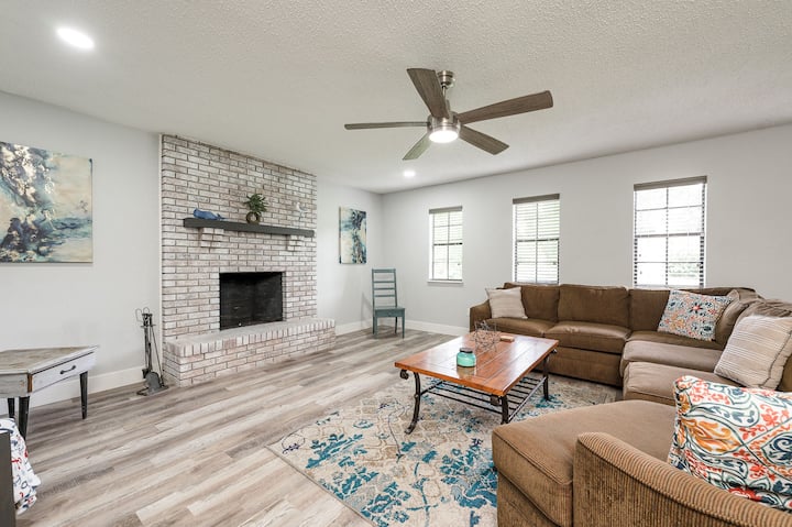 2 King Beds! Modern, Quiet, Central, Spacious! - Daytona Beach, FL