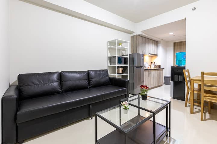 Marjorie's Habitat @ Mall Of Asia S Residences 2br - Metro Manila