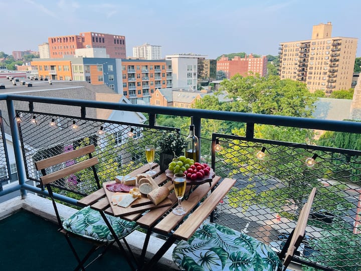 Honey Spot Studio | Downtown City Views - Westchester County, NY