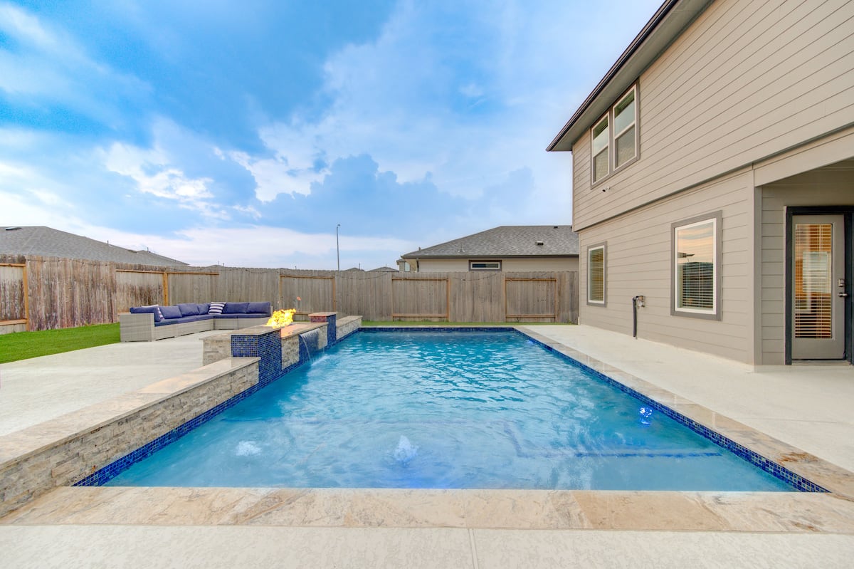 Houston Vacation Rentals with a Pool - Texas, United States | Airbnb