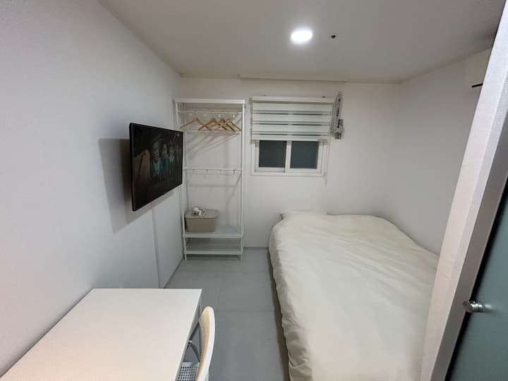 [New] No.308 신사역 1분 가로수길 호텔식침구 넷플릭스 강남 압구정 - ソウル