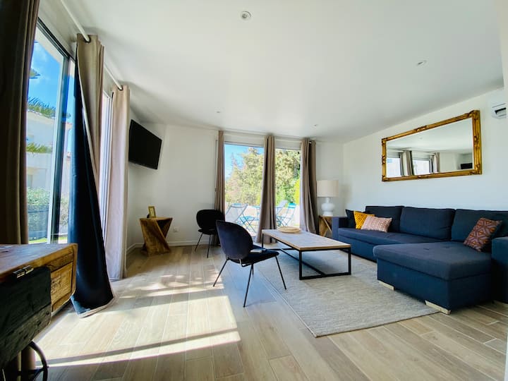 Villa Hibiscus Avec Jacuzzi - Hôtel Avec Piscine - Ajaccio