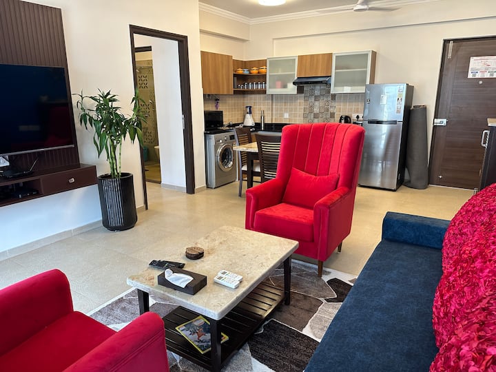 Poolview Retreat 1bhk / Large Pools/sauna/jacuzzi - Goa