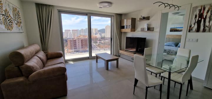 Lujoso Apartamento De 2 Dormitorios - Benidorm