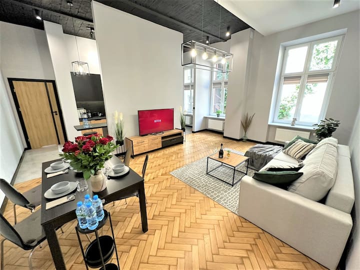Luxueux Appartement Loft De 100m2 Chez Wawel+ntflx - Kraków