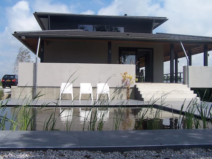 Boutique House Canalside - Hoofddorp