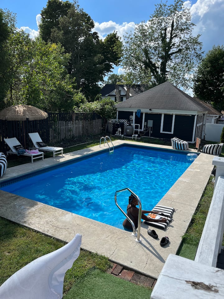 La La Land Salt Water Pool - Washington Heights, NY