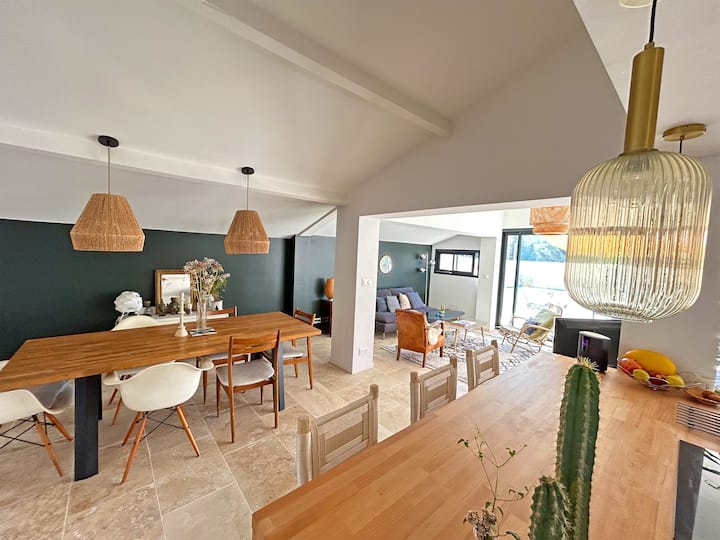 Charmante Maison Avec Rooftop Idéalement Située - Marseille