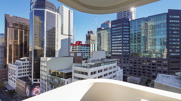 Gorgeous Cityscape Apartment In Auckland's Cbd - Auckland