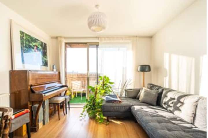 Modern, Bright Large 2-bed Flat - Zone 2 - Londres
