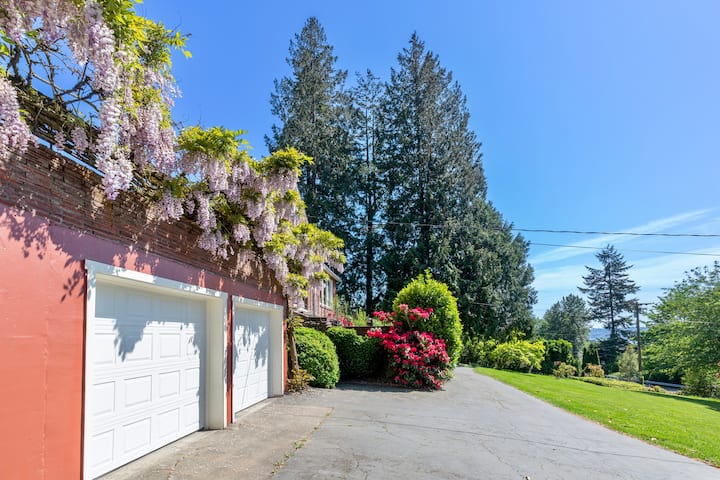 Cozy, Clean House With Ac, Newly Furnished - Renton, WA