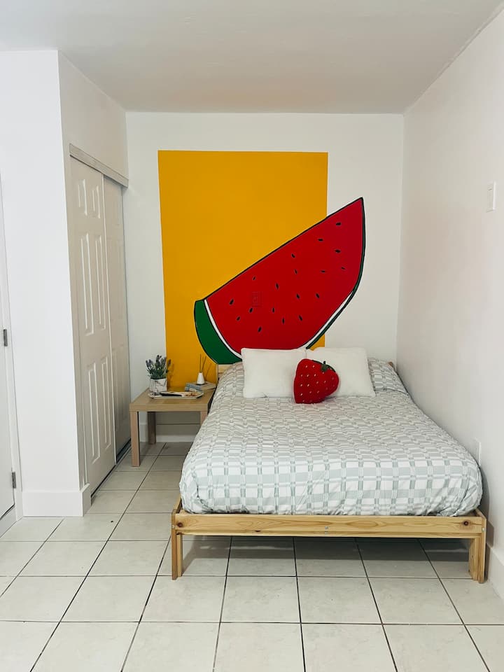 Cozy Miami Apartment - Miami, FL