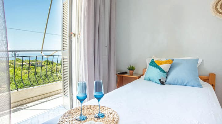 Blue Maraçi 2 - Cozy Beach Apt - Himarë