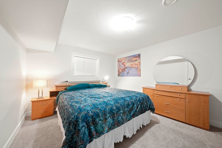 The Blissful Nest * No Airbnb Fee * - Langley