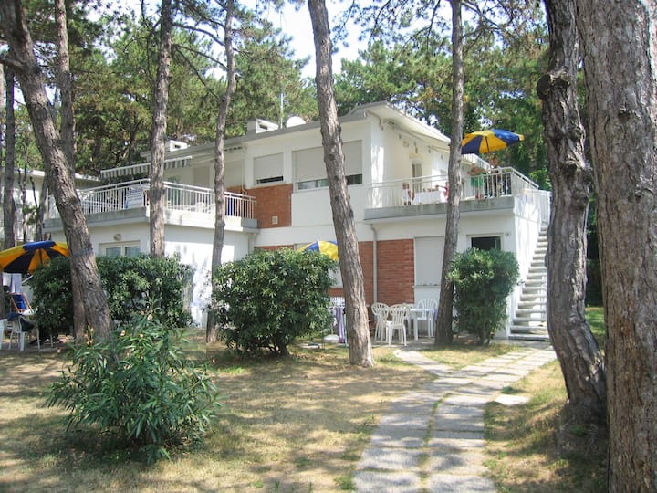 Villa Costanza Con Balcone - Lignano Pineta