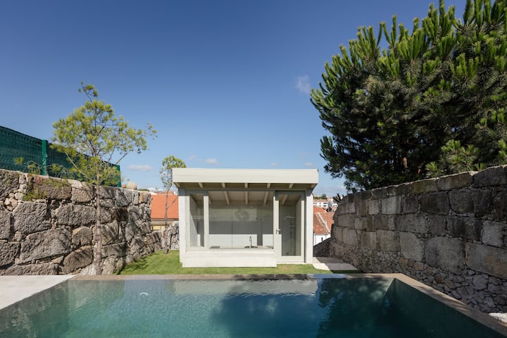 Spacious Duplex W/ Private Garden & Swimming Pool - Oporto