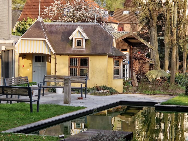 Tuinpaviljoen (Bij Monument) Met Zwembad - Gand
