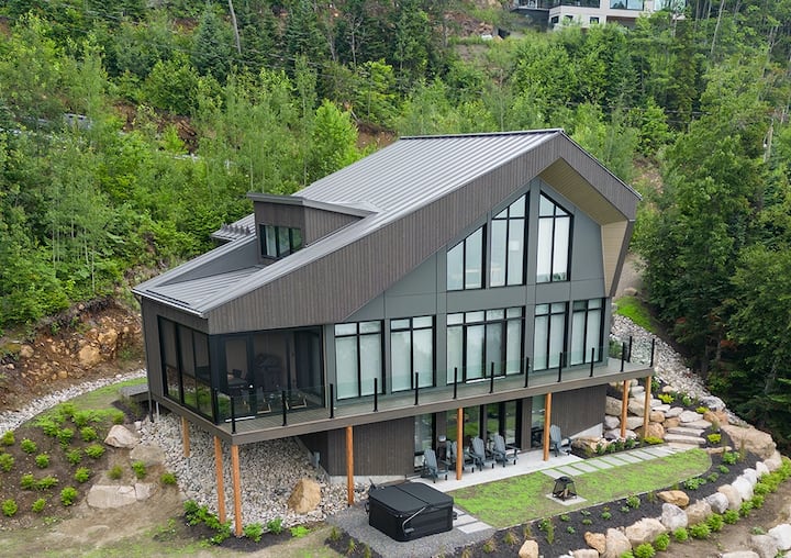Quai Perché: Grand Luxe, Vue Fleuve, Spa Et Bbq - Quebec
