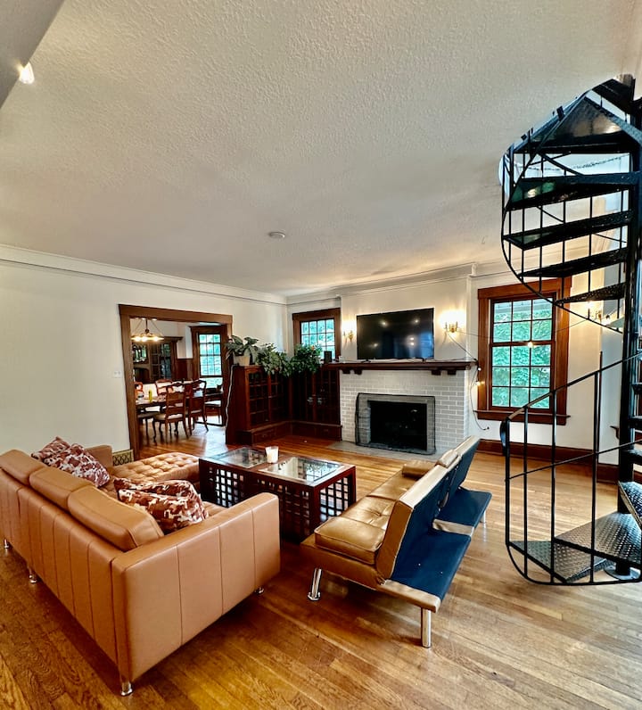 Beautiful+spacious3 Br W/garage - Milwaukee