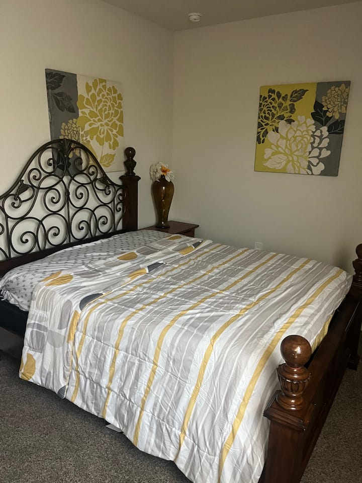 1bedroom In A House Shared Bd - Maricopa, AZ