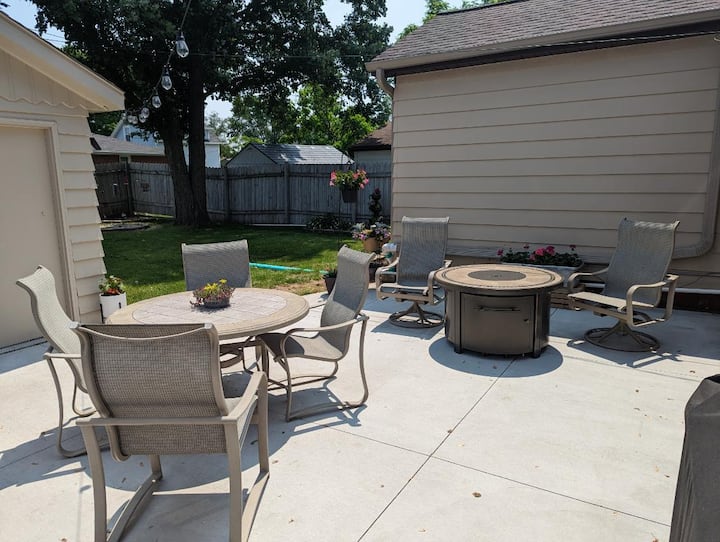 Lambeau Field Rental-nfl Draft House - グリーン・ベイ, WI