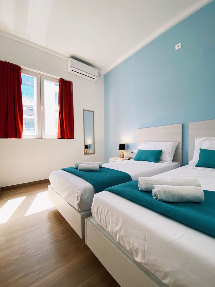 2 Bedroom Miami Apartments - Malta