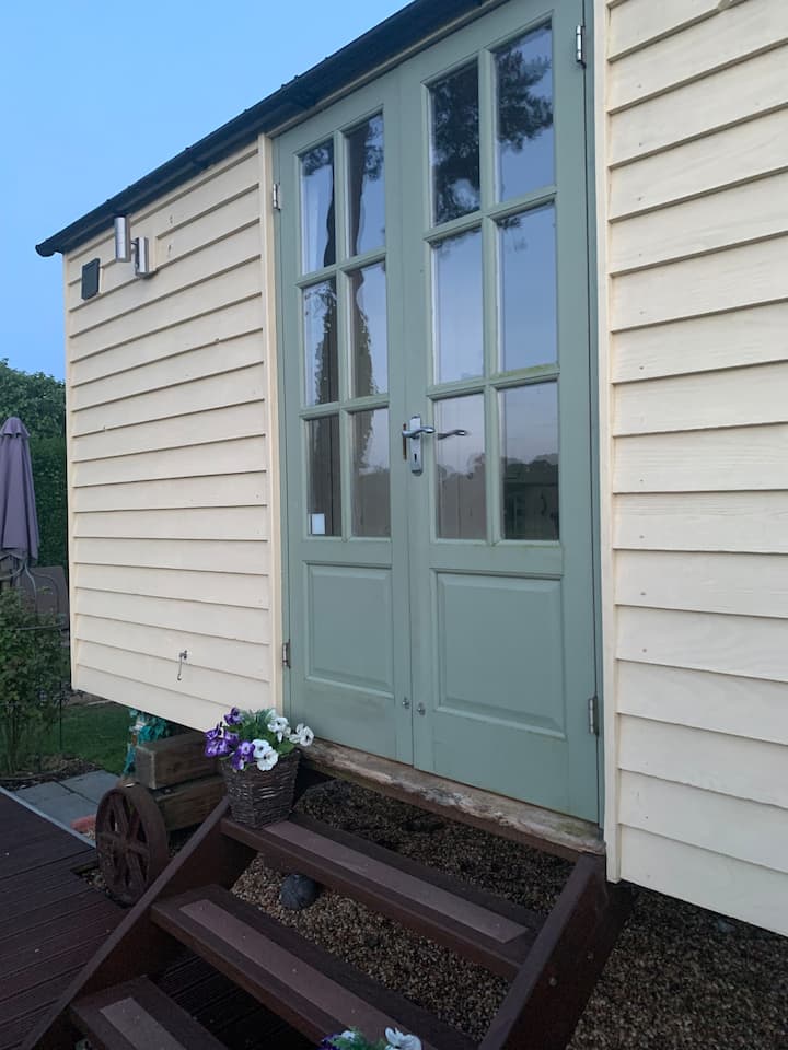 Shepards Hut - Ringwood