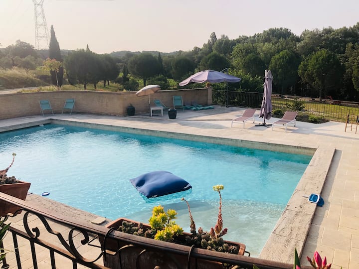 Gîte Au Coeur D'un Domaine Provençal - Pertuis