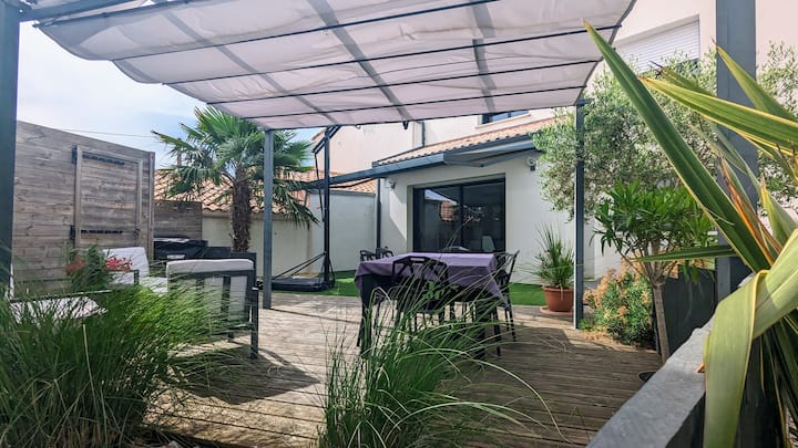 Maison 10 Couchages, Avec Jardin, Proche Plage - Les Sables-d'Olonne