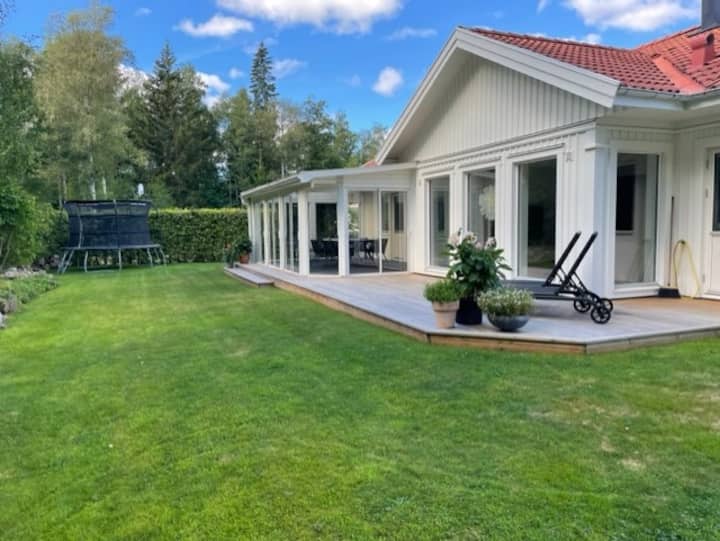 Barnvänligt Hus Nära Astrid Lindgrens Värld - Vimmerby