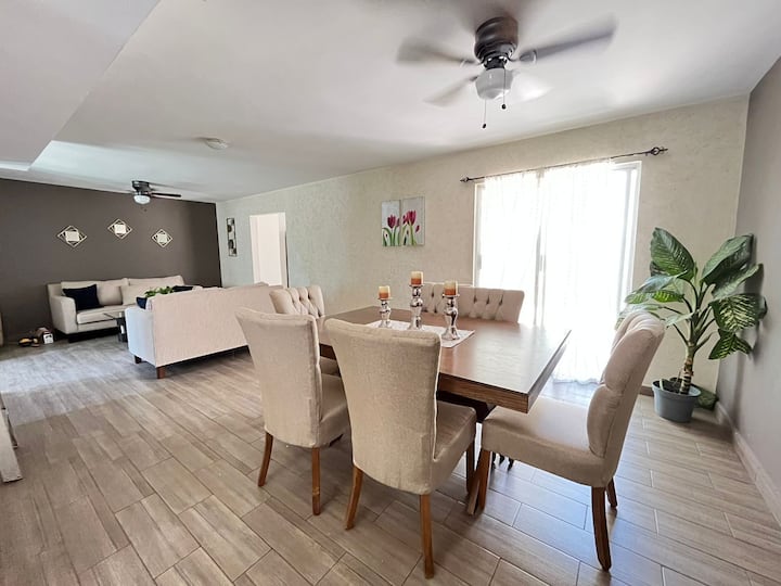 Amplia Y Bonita Casa Cerca Aeropuerto Zona Privada - Torreón