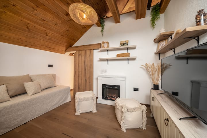 Gurgulyat View - 1 Bedroom Loft - Sofia