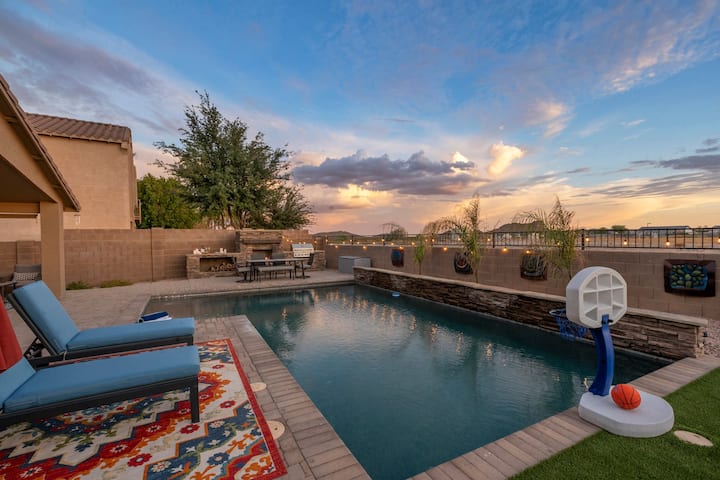 Sonoran Desert Retreat-pool/backyard Privacy - San Tan Valley, AZ
