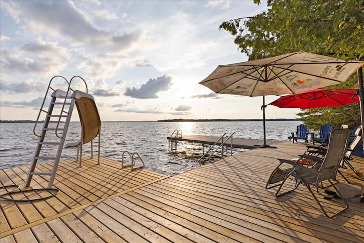 Sunset Retreat On Balsam Lake - Kawartha Lakes
