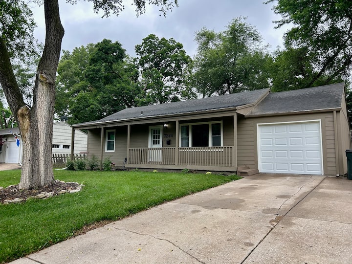 Your Home Away From Home - Overland Park, KS