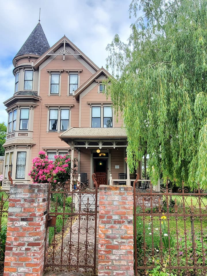 Luxury 1889 Victorian B&b - Cascadia - Port Townsend, WA
