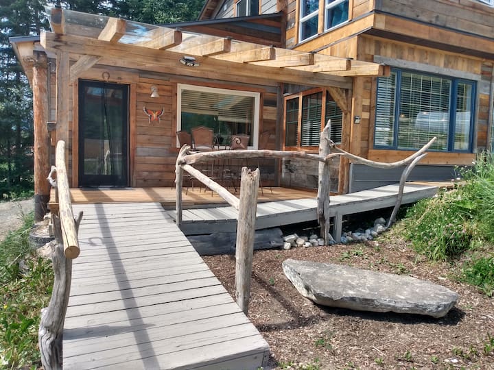 Sunrise Suite - Golden