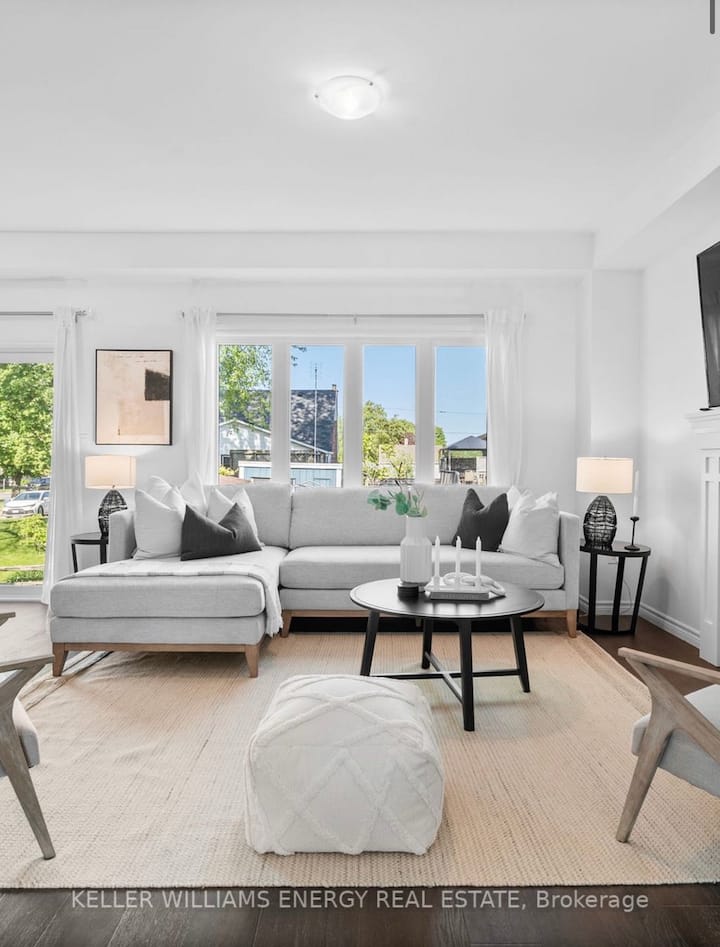 Luxury Oasis Family Getaway Home - Oshawa