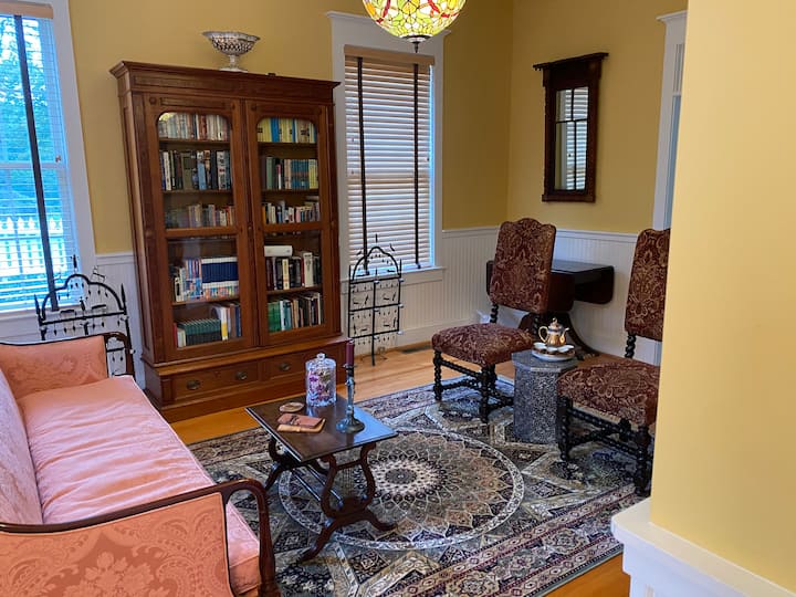 Tyler-bishop House, Tyler Suite - Warrenton, VA