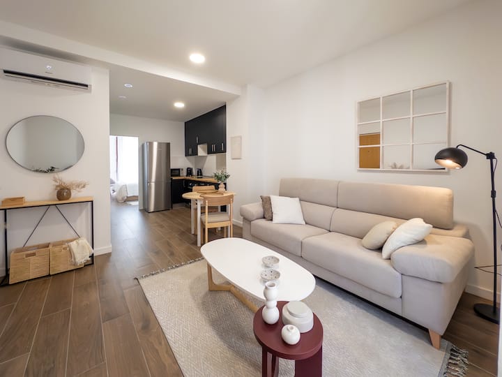 Estupendo Y Luminoso Piso En El Centro Del Carmen. - Valencia